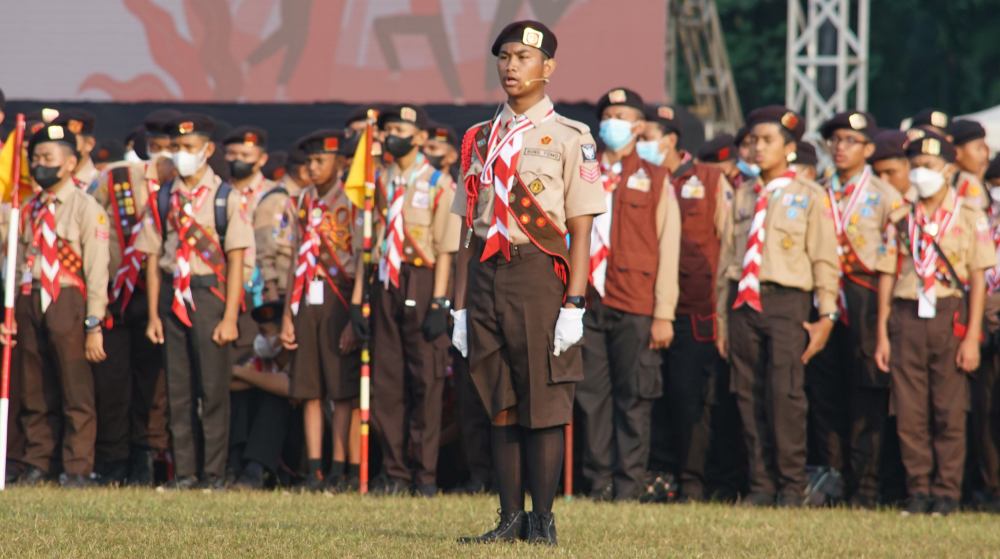 Andi Salman Pelajar SMPN 115 Jakarta Tampil Memukau Pimpin Upacara HUT ...